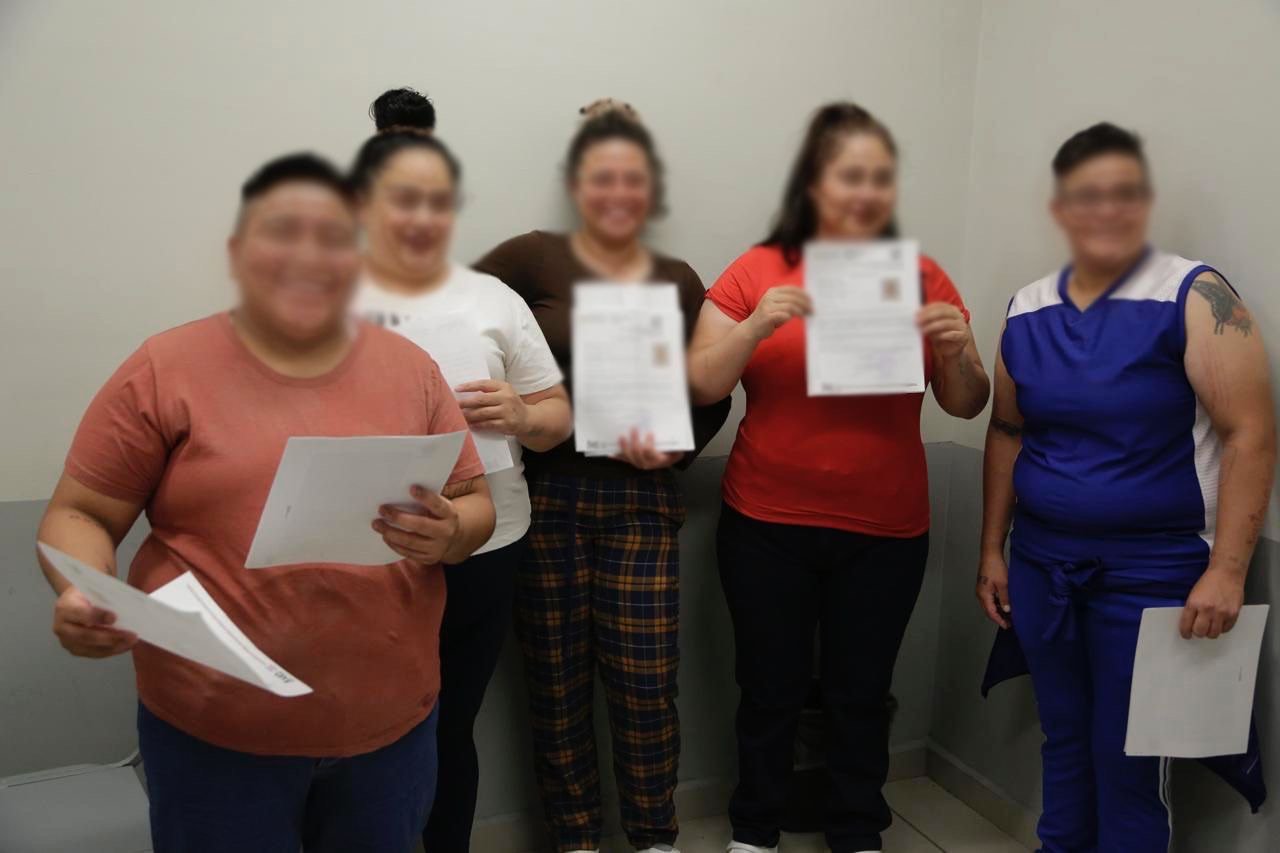 Cinco mujeres en reclusión en el Cefereso 16 obtienen su libertad